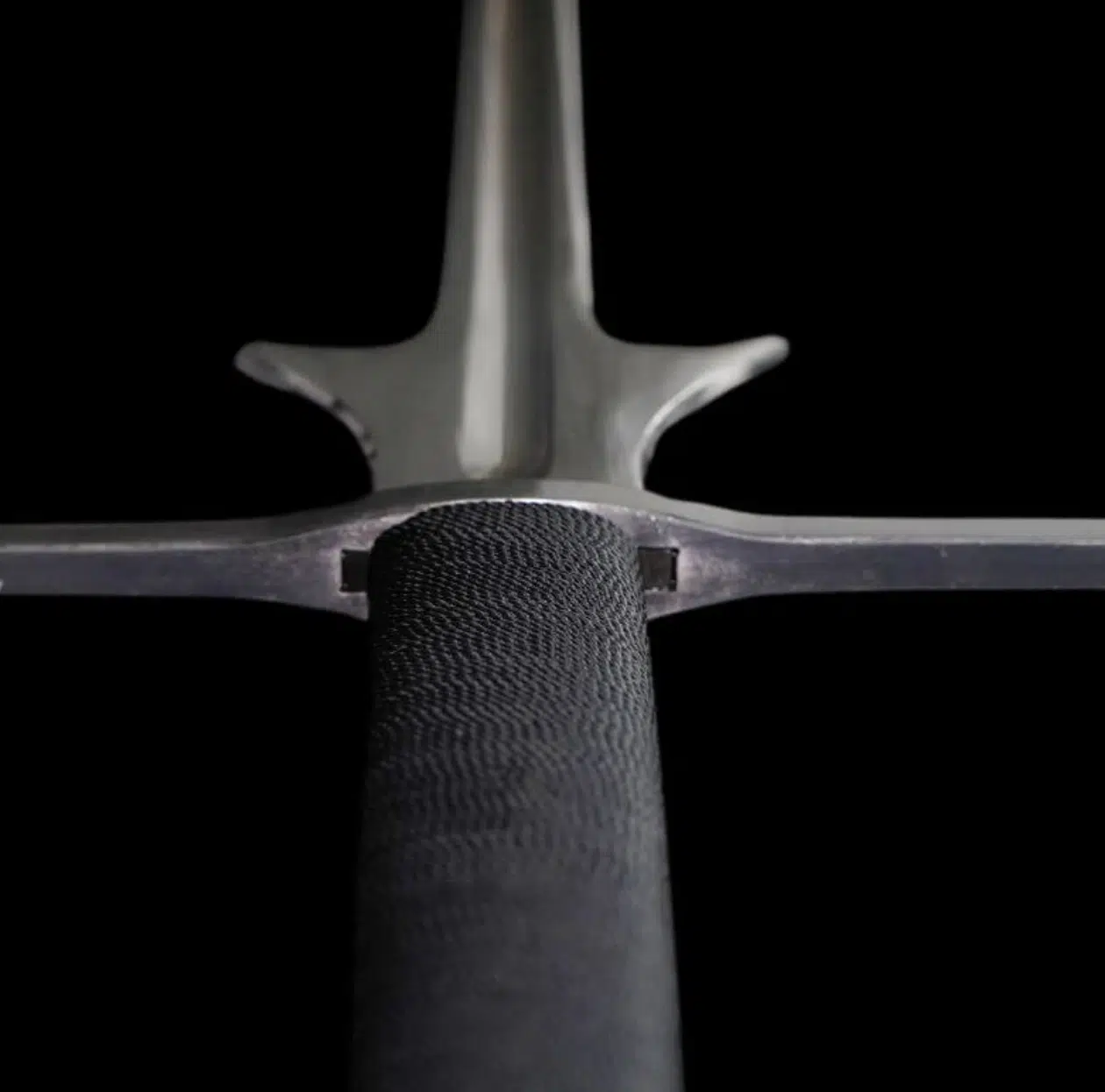 Feder Sword vs. Longsword: Key Differences | Timeblade Guild